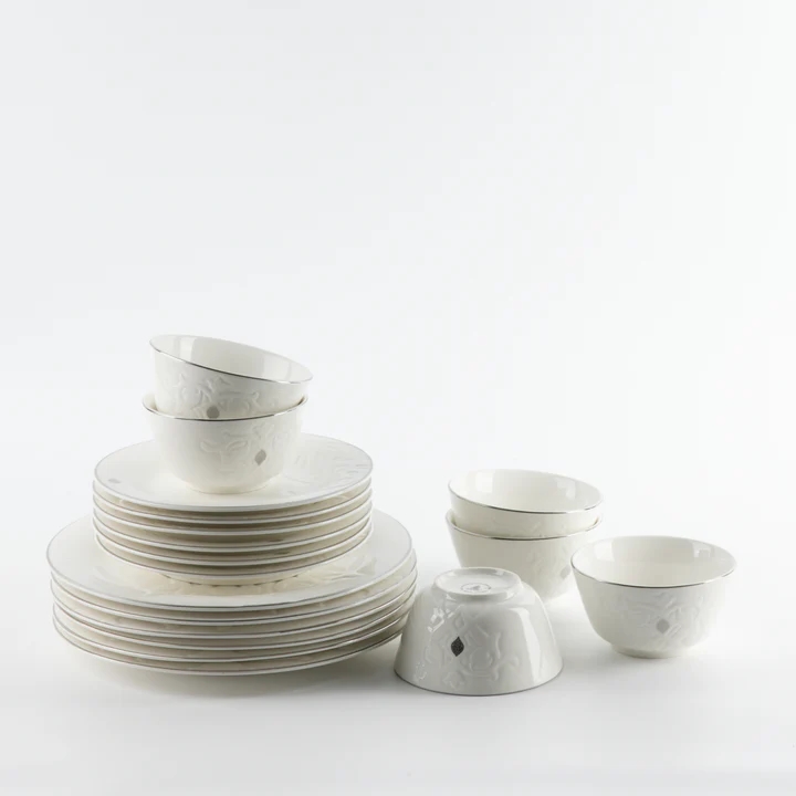Order Otantik Home Dinner Set 18 Pc From Naqsh - White + Silver Now ...